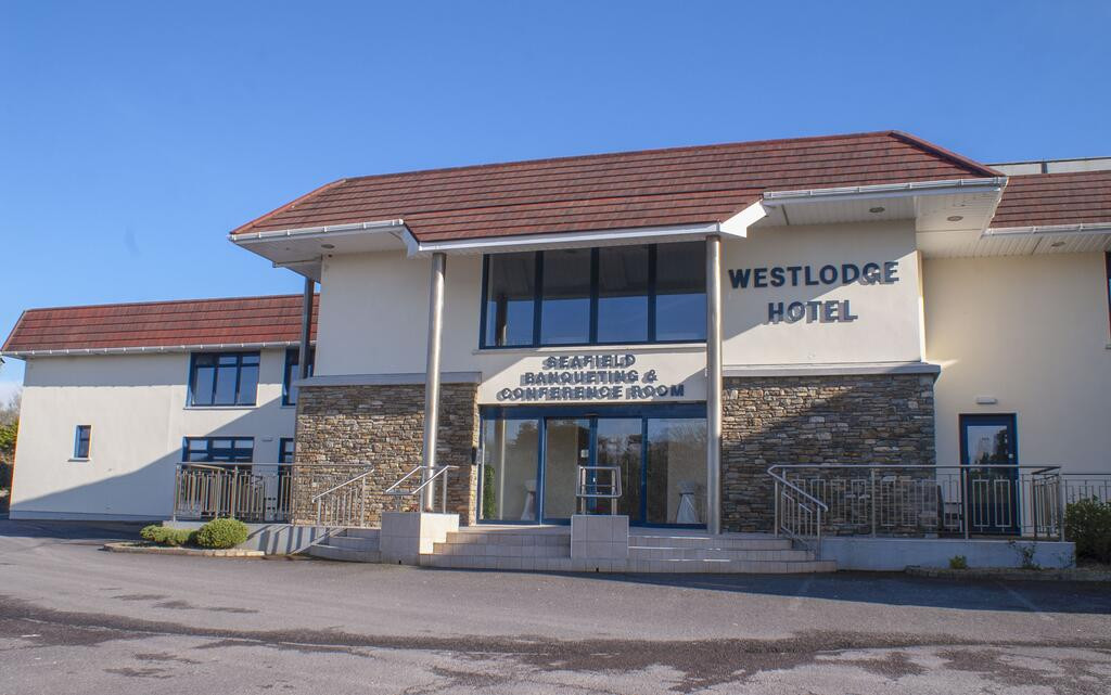Self-Catering at Westlodge Hotel And Leisure Centre | Holiday Cottages ...