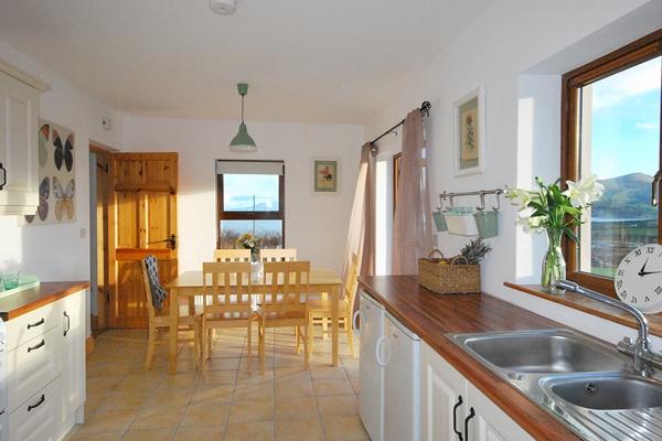 Self-Catering at Little Liss Cottage - Compact and cute | Holiday ...