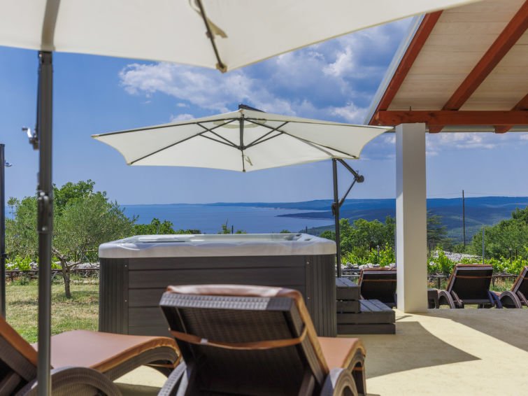 Self-Catering at Di Nelo | Villa & Apartment Rentals in Labin ...